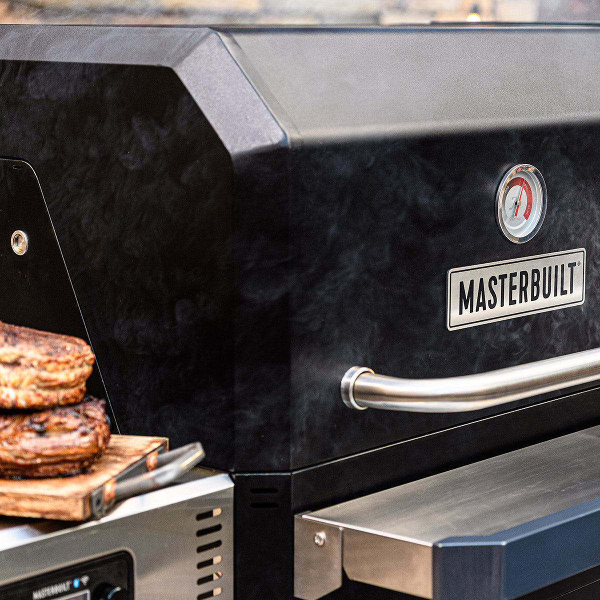 Masterbuilt® Gravity Series 1050 Grill & Smoker – AGA Cookware ...